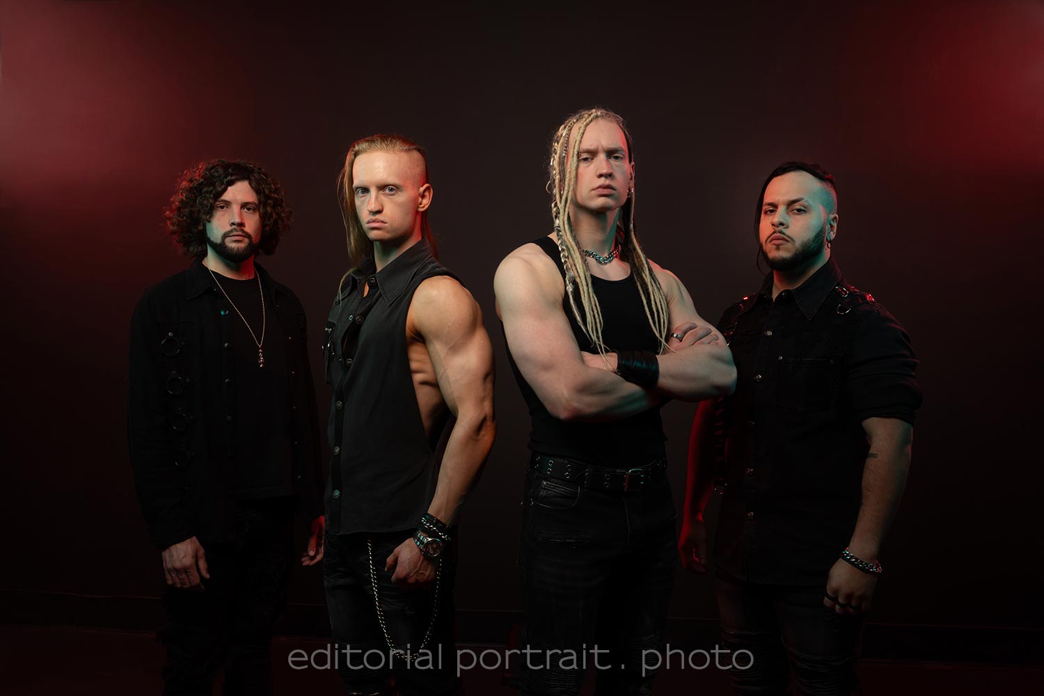 studio lighting : gridded stripboxes and gels - Tangents